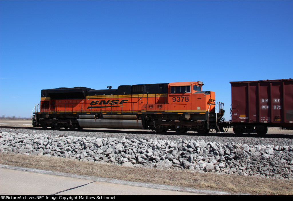 BNSF 9378 - DPU